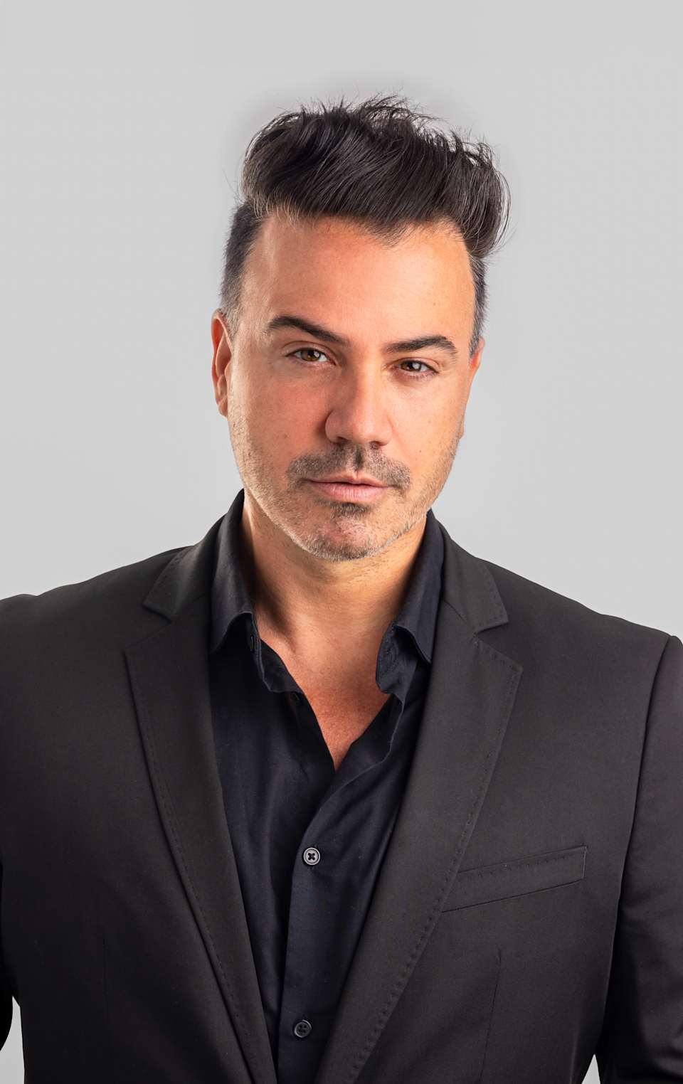 Russell Schneiderman | SERHANT.