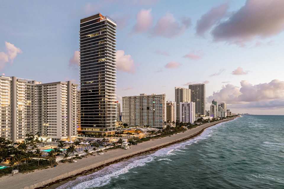 2000 Ocean | Developments