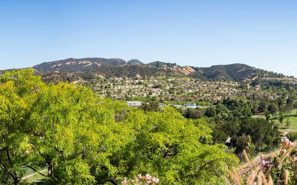 Calabasas | Neighborhood Guide | Hartleigh Haus