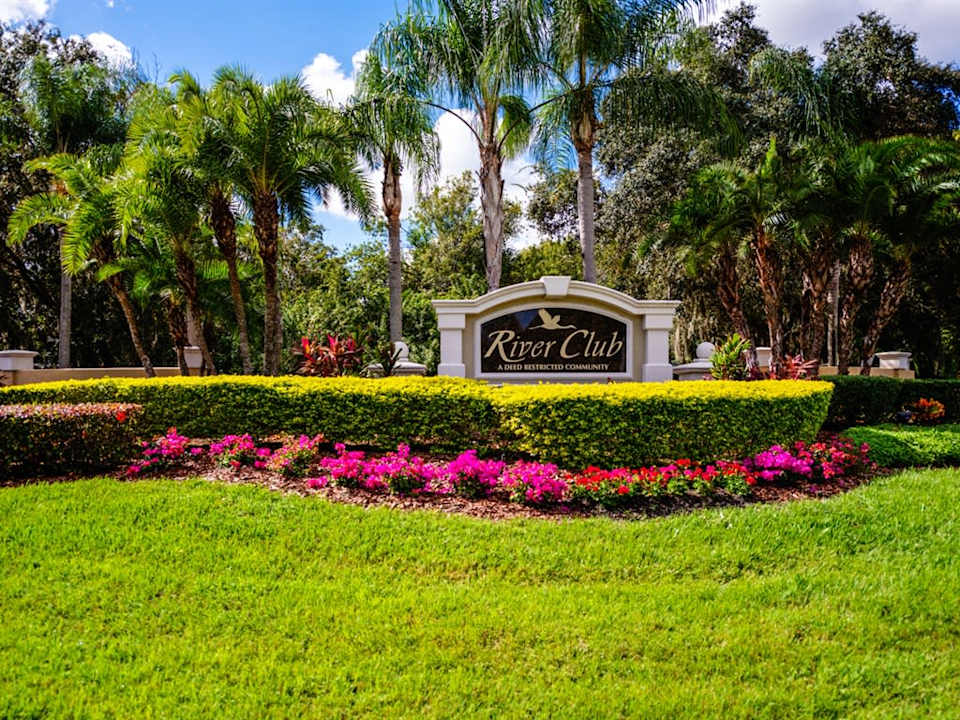 River Club | Neighborhood Guide