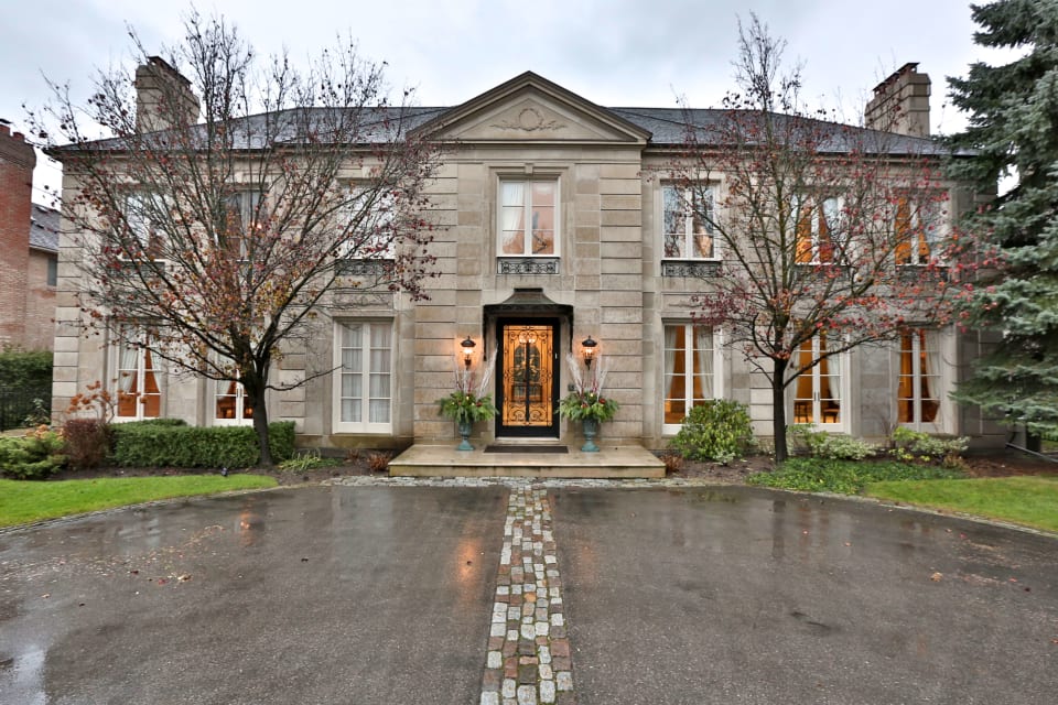 35 Old Colony Rd | Katy Torabi | Toronto Real Estate Agent