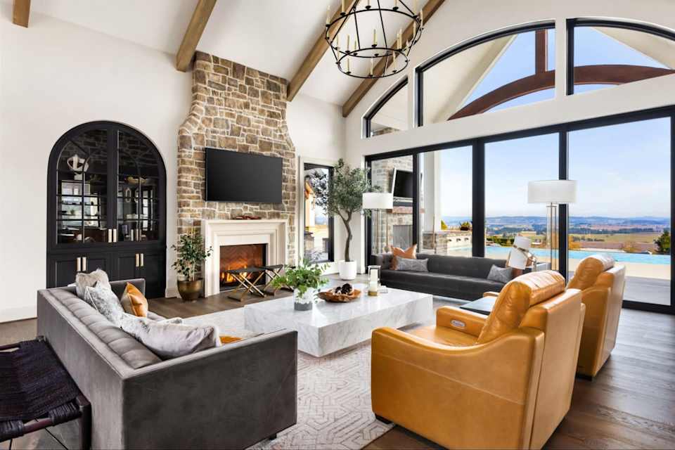 9 Foolproof Tips to Successfully Stage Your Home | Toronto Real Estate Team