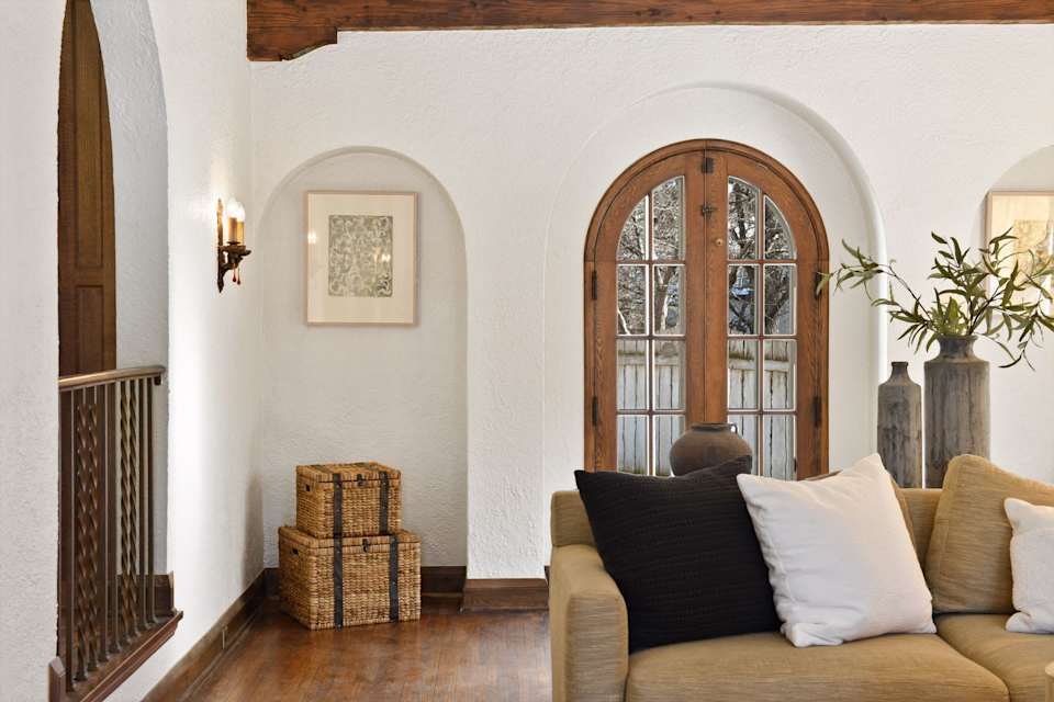 The Ultimate Guide to Selling Your Home with Cari Ann Carter Group