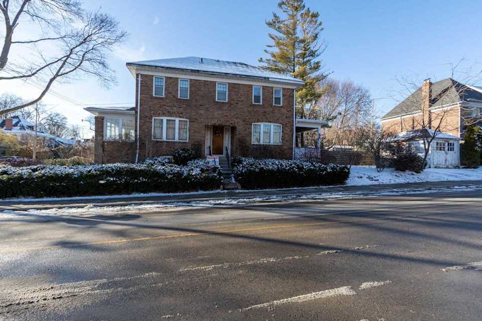 Live in Lytton Park | Jonathan Ferrier