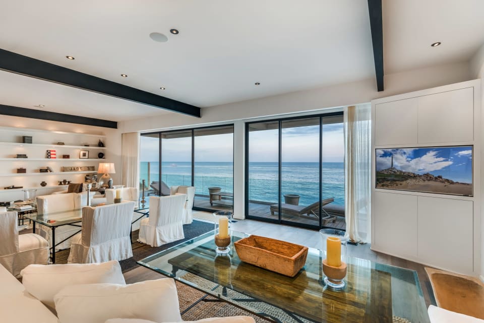 Stunning Architectural Lease in Malibu Cove Colony | 90265