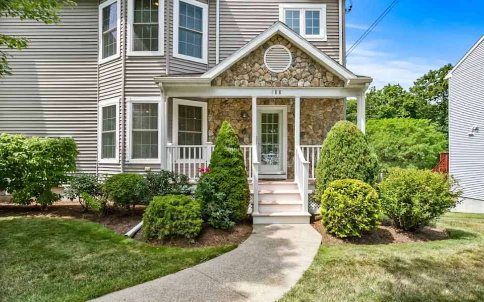 New Homeowner Survival Guide – the 10 Essential Tasks After Closing! | Blog