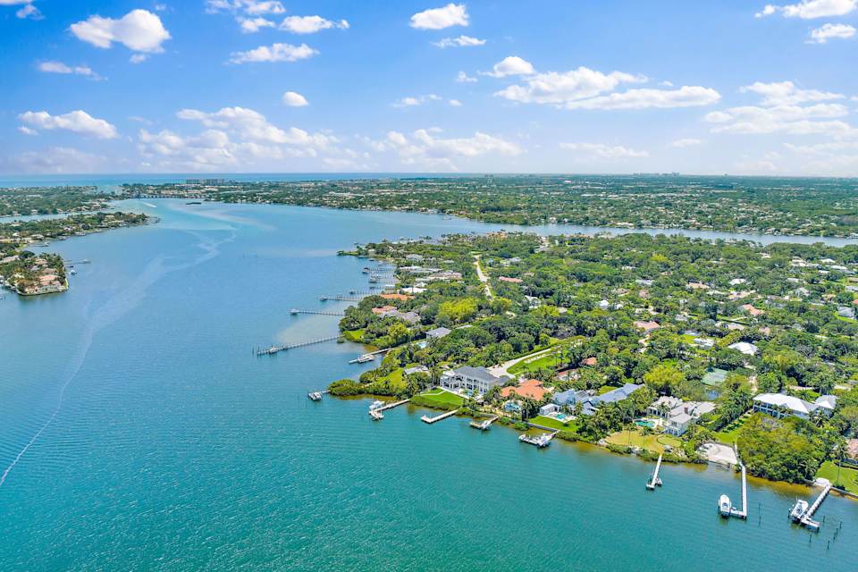 Pennock Point | Neighborhood Guide