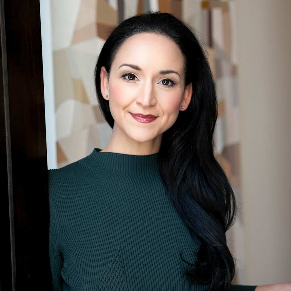 About Victoria Stewart Davis