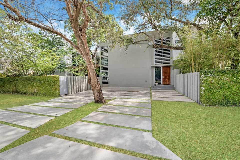 Just Listed! | 6490 SW 84 Street