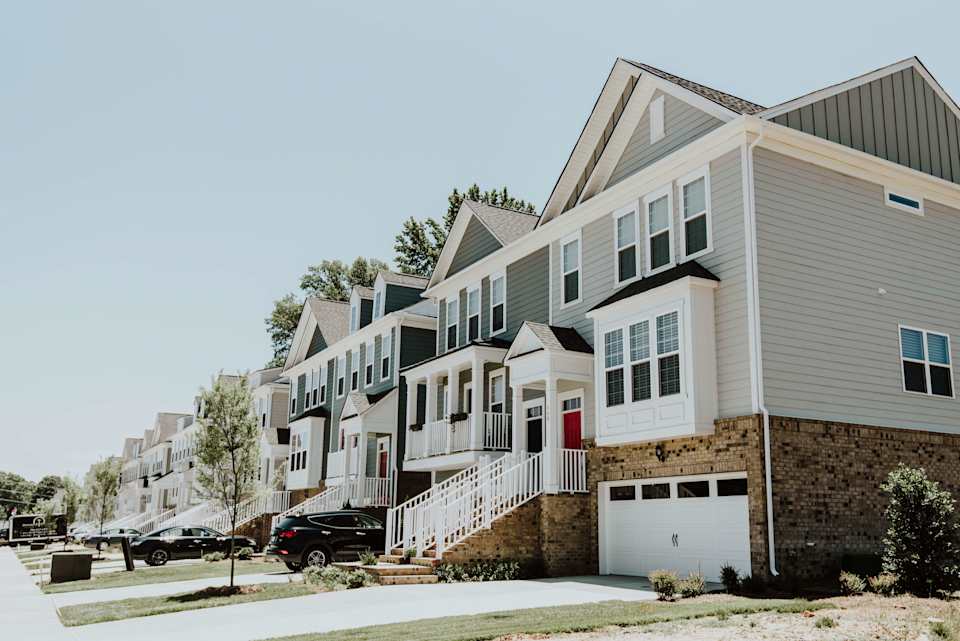 Sedgefield | Neighborhood Guide