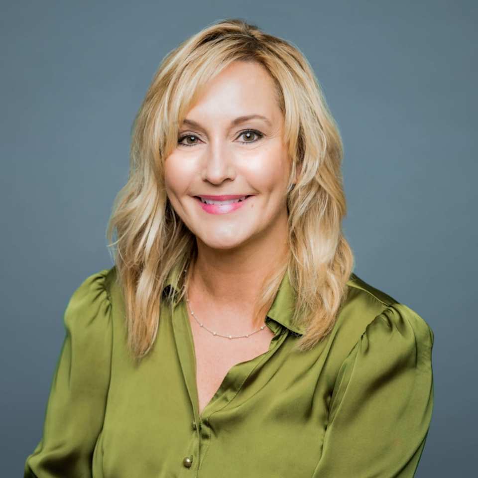 About Jessica Distel