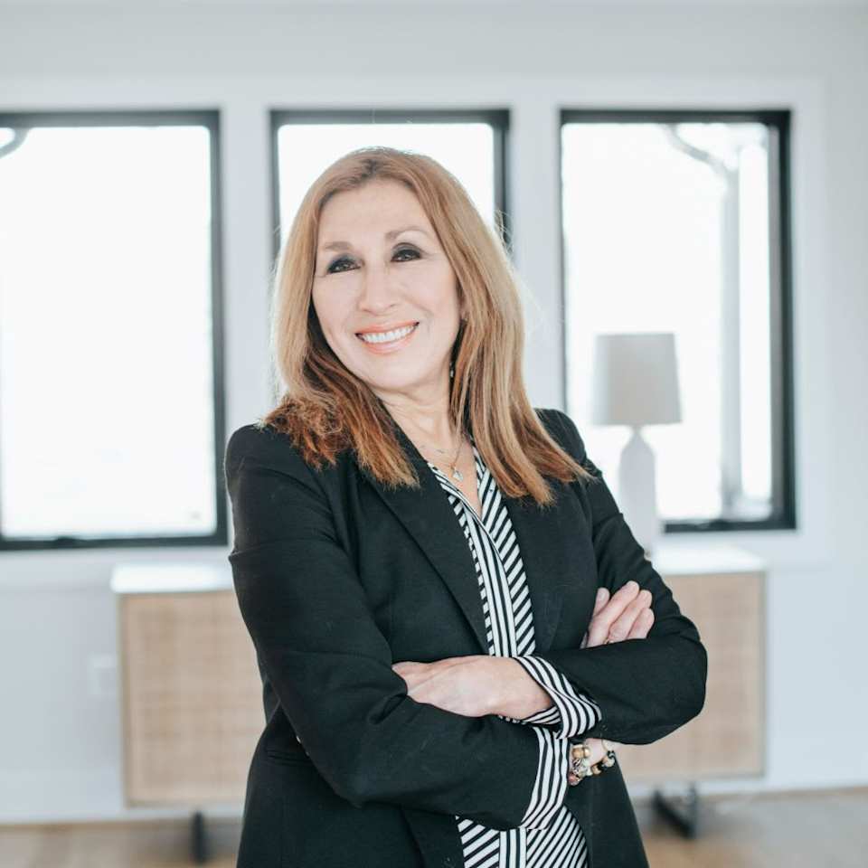 Bethesda Stunner | Marysol Bonilla Real Estate Experts