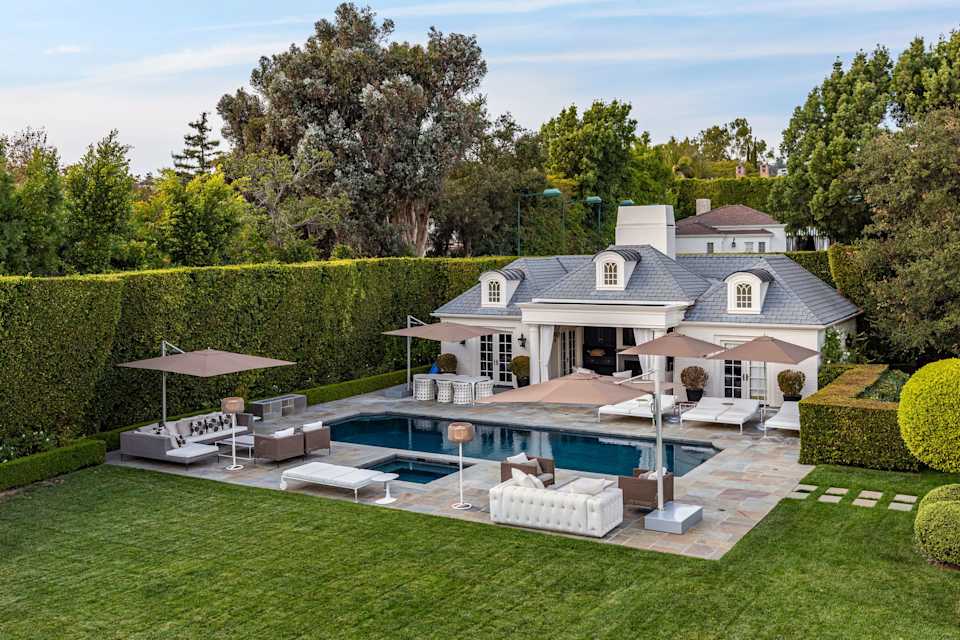 219 S Mapleton Dr | 90024 | 9 Beds, 9 Baths