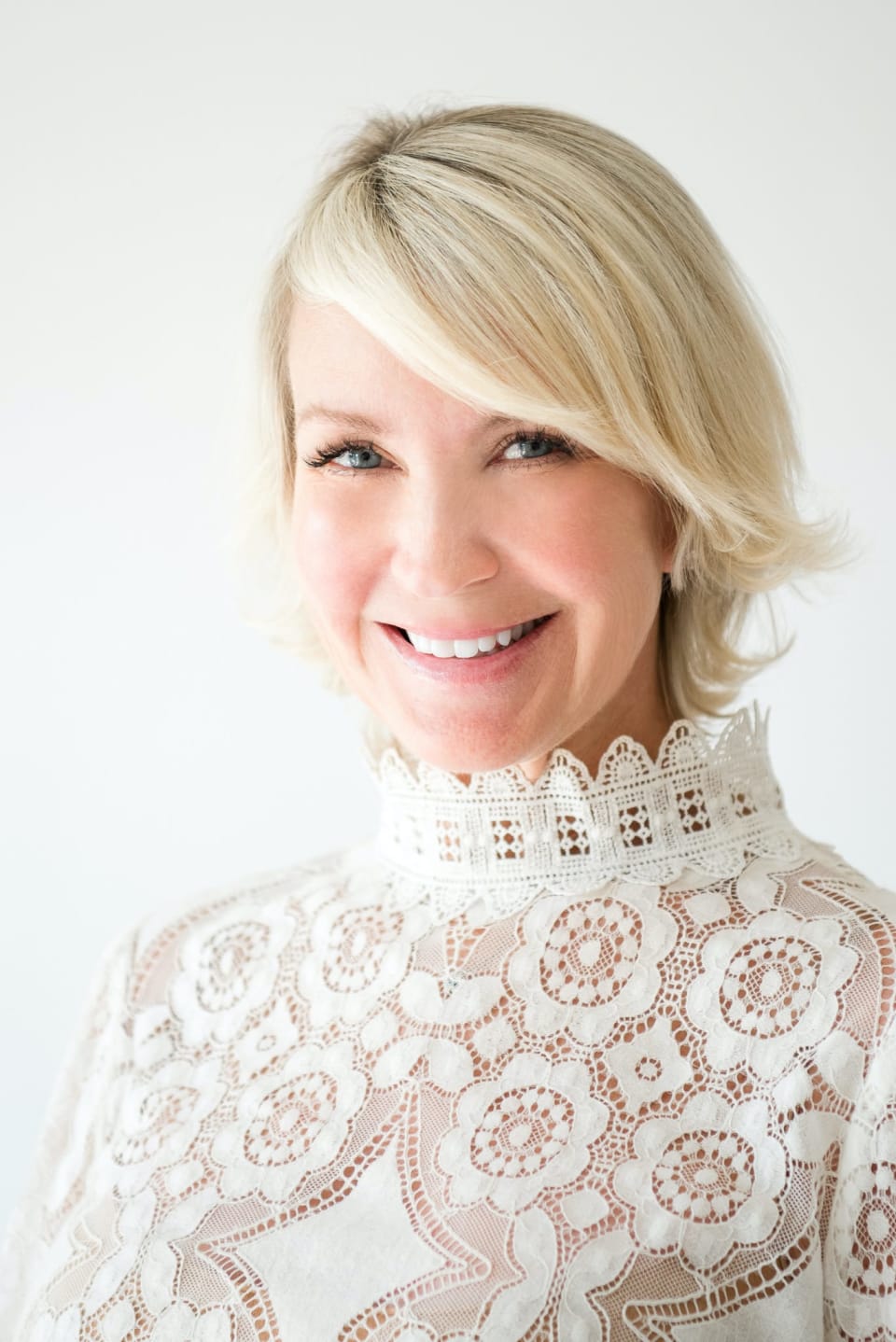 About Julie McMahon | The Dawn McKenna Group