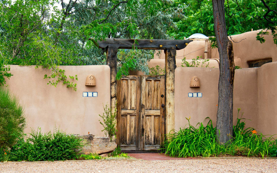 La Cienega Area | Neighborhood Guide | Darlene Streit