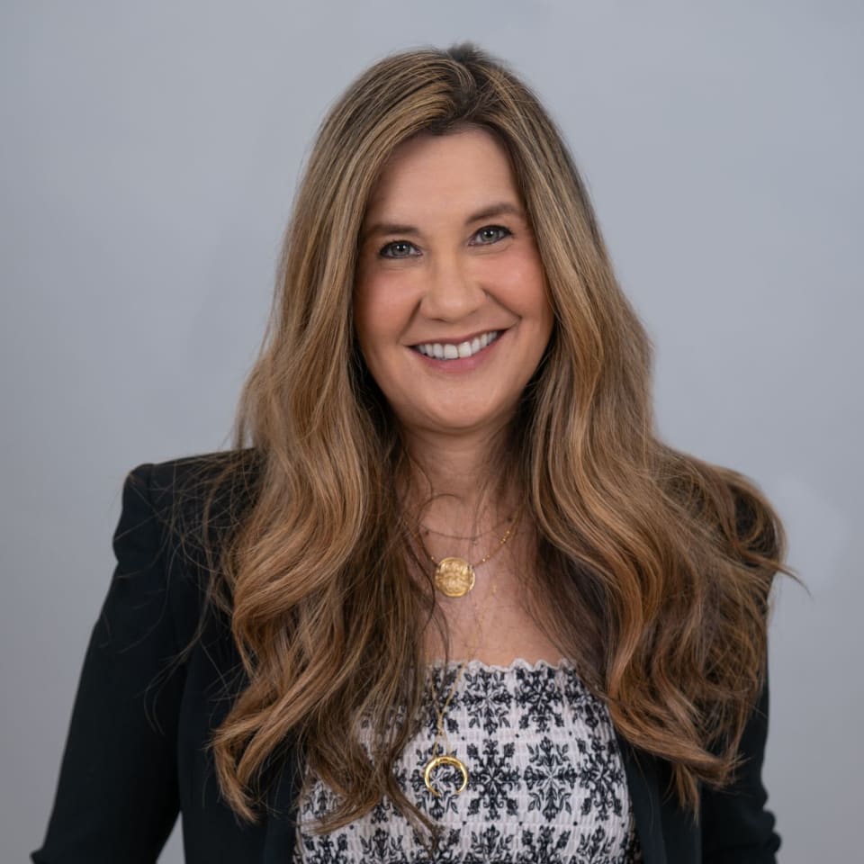 Annette Akers | SERHANT.