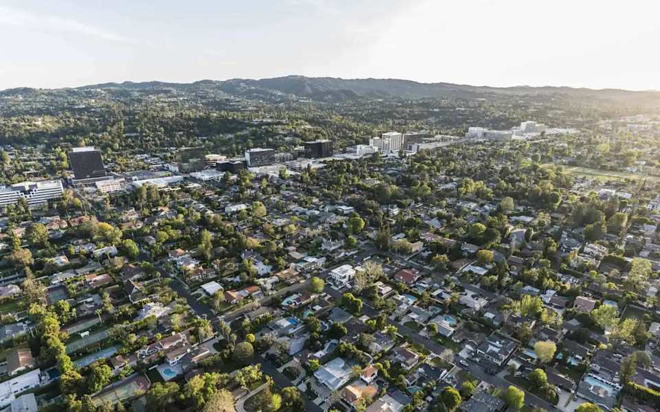 Sherman Oaks | Neighborhood Guide