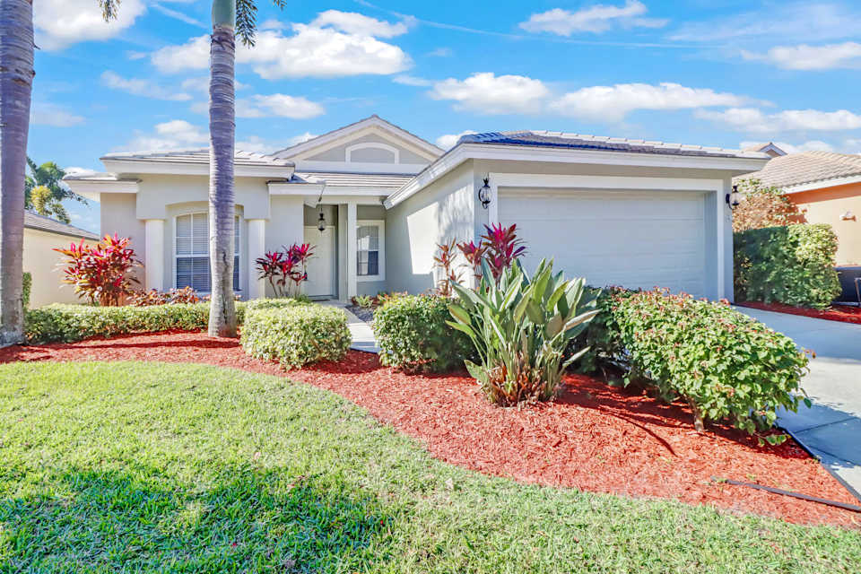 Cedar Creek | Community Guide