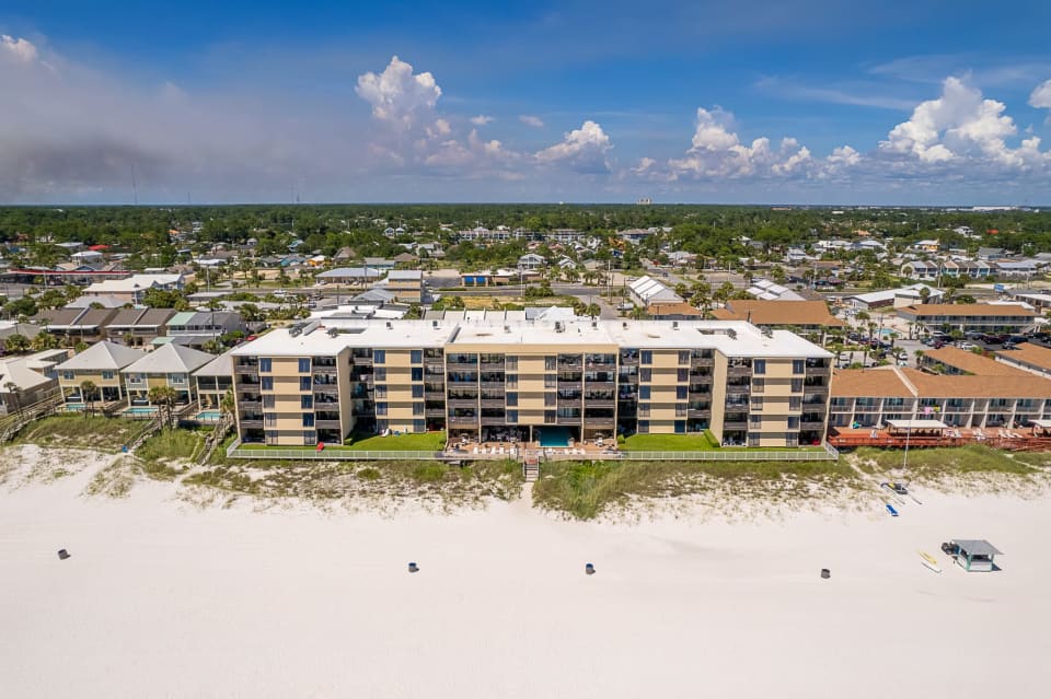 Gulf Gate, FL - Luxury Beachside Property Condos