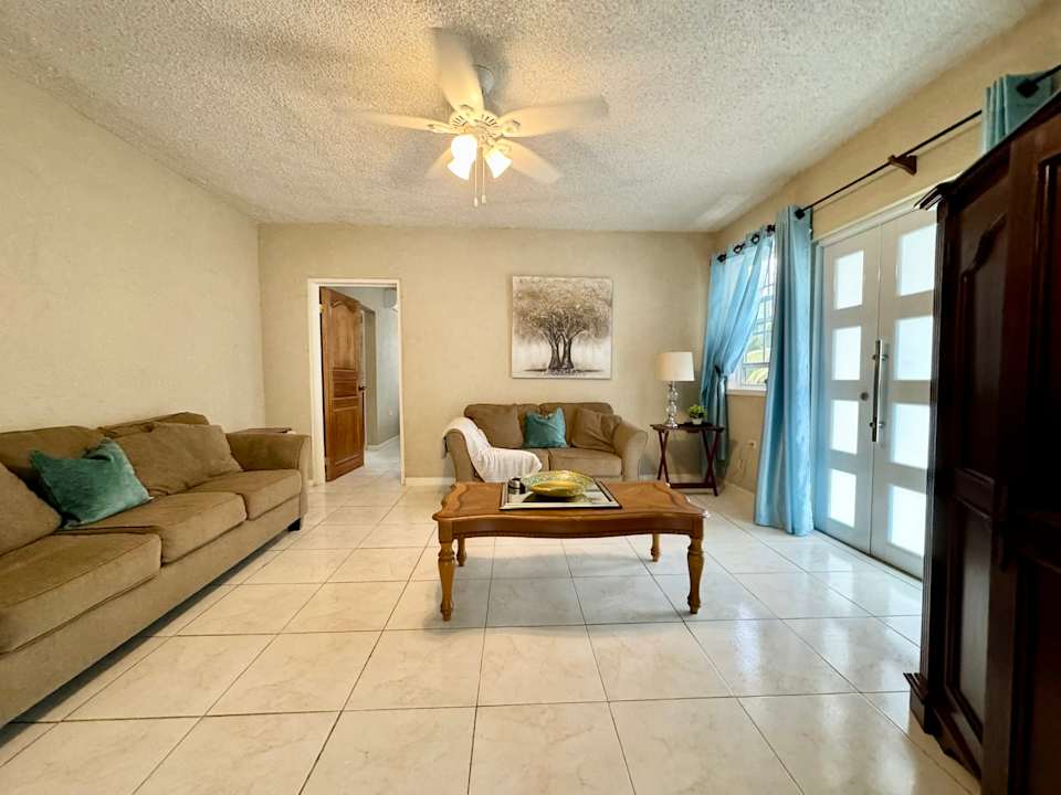 756 Nibbs Estate 1 Bedroom Apartment | Luxury Properties BVI | Tortola ...