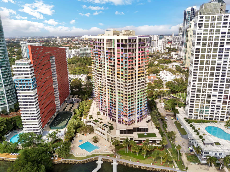 3 Iconic Brickell Buildings to Consider