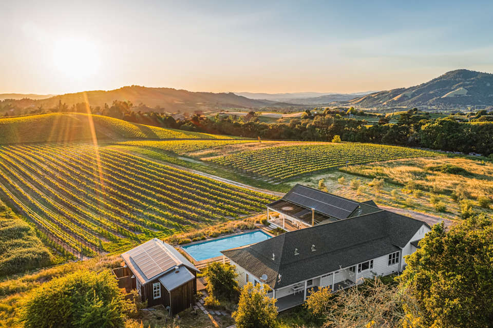 5561 Sonoma Mountain Rd