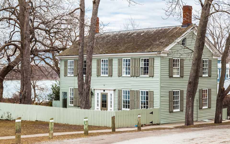 Harrison | Neighbourhood Guide