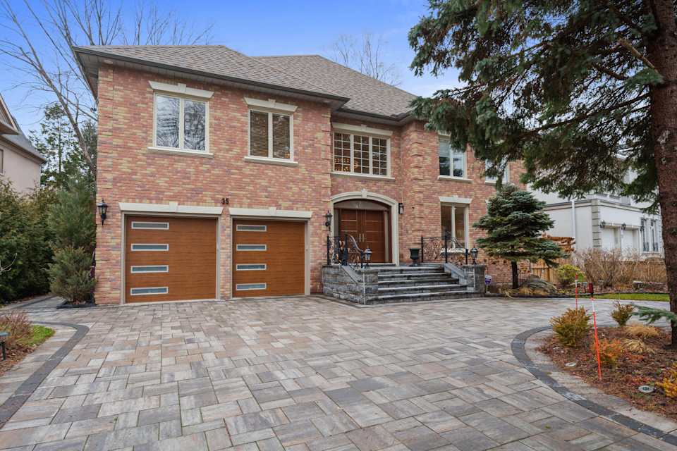 SOLD: Timelessly Elegant | Barry Cohen Homes