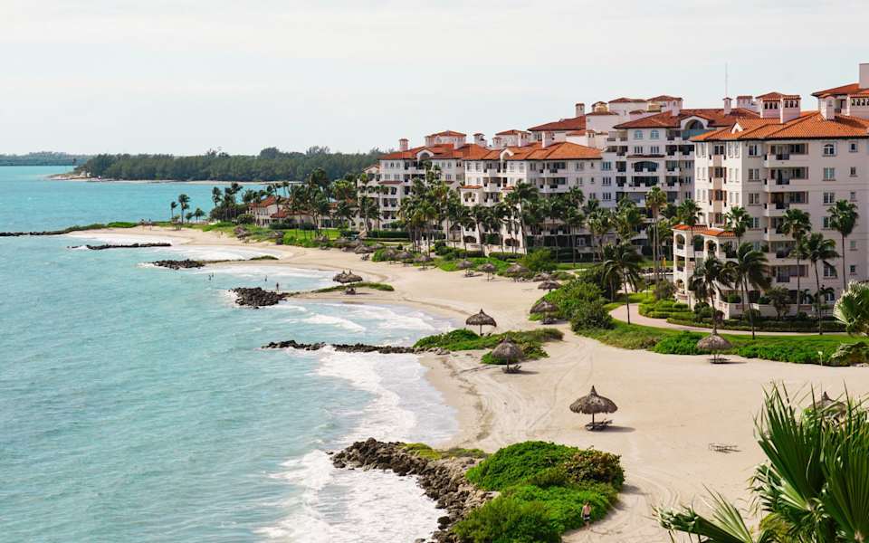 Palm Beach - Neighborhood Guide - Debuire International Realty
