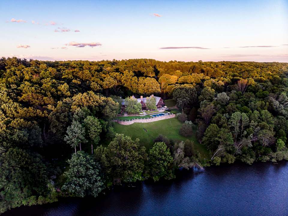 688 N Wilton Rd, New Canaan CT | Brian Milton | Compass Luxury Real ...