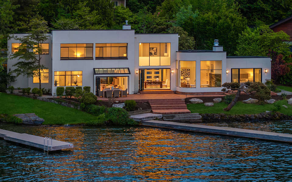 Exquisite Waterfront Estate on Mercer Island | Team Foster