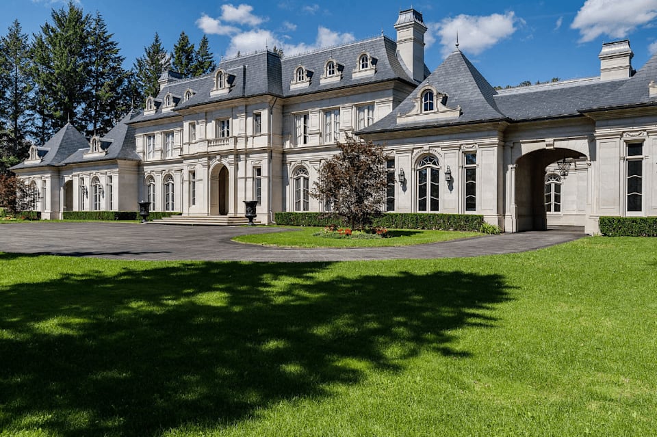 THIS VERSAILLES INSPIRED MANSION DROPPED PRICING BY HOW MUCH? | Toronto ...