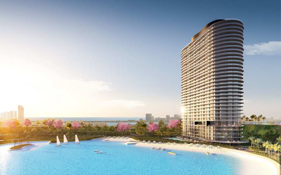 ONE PARK Tower by Turnberry: Elevated Miami Living