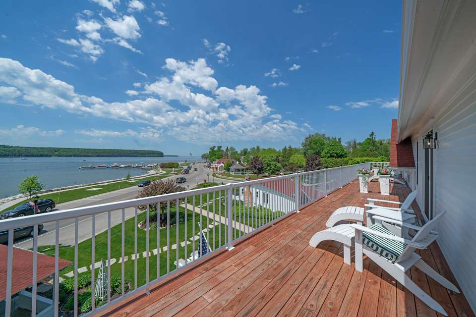 Why Spring Is the Best Time to Explore Door County