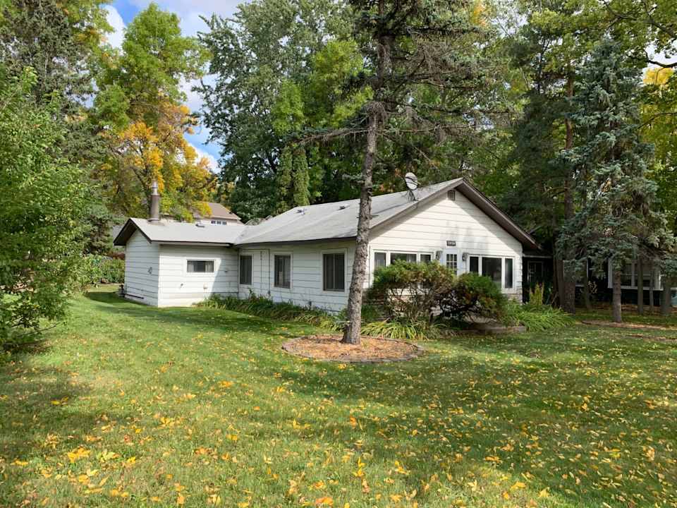 3924-shoreline-dr