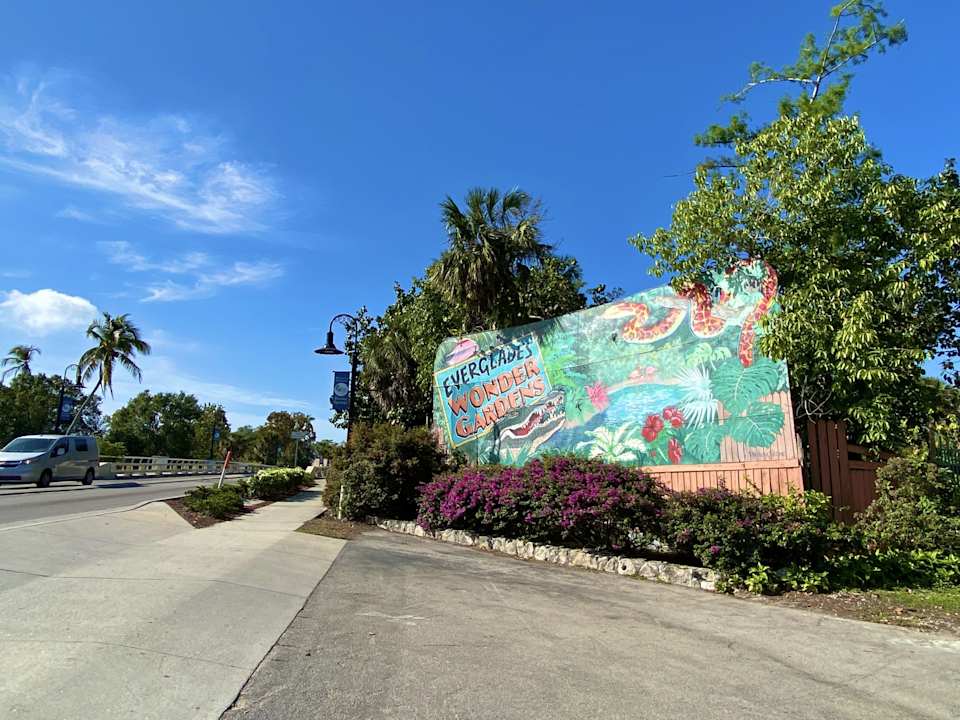 Wonder Gardens | Bonita Springs | McGreevy and Comisar