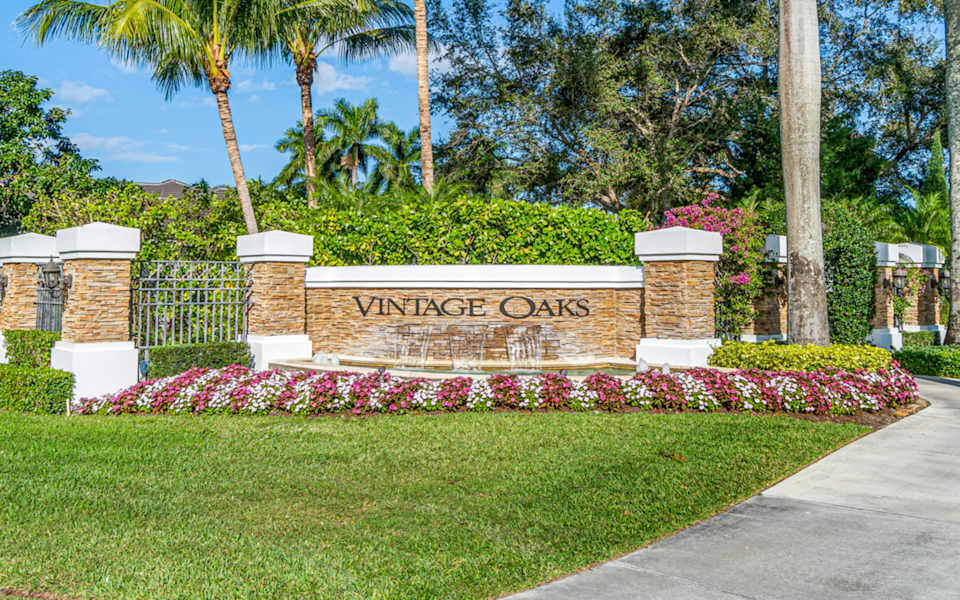 Vintage Oaks | Neighborhood Guide | Bridges Living