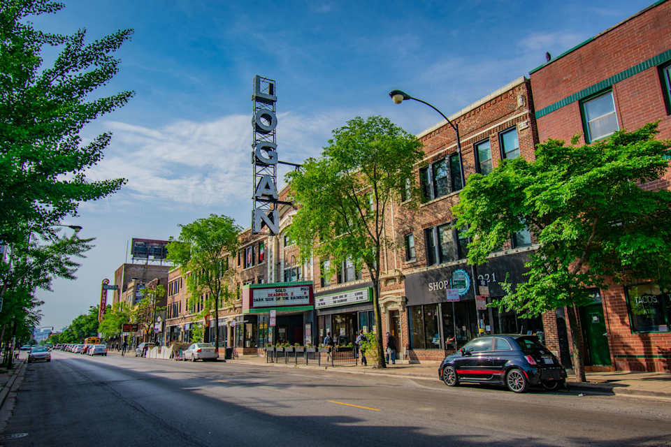 Logan Square | Neighborhood Guide