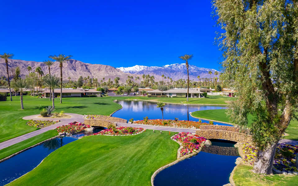 The Springs Country Club | Country Clubs & Neighborhoods