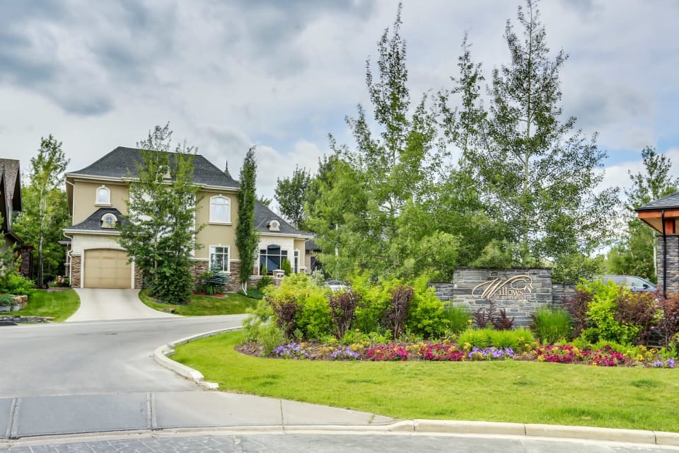 West Springs | Neighbourhood Guide | Corinne Poffenroth | Corinne ...