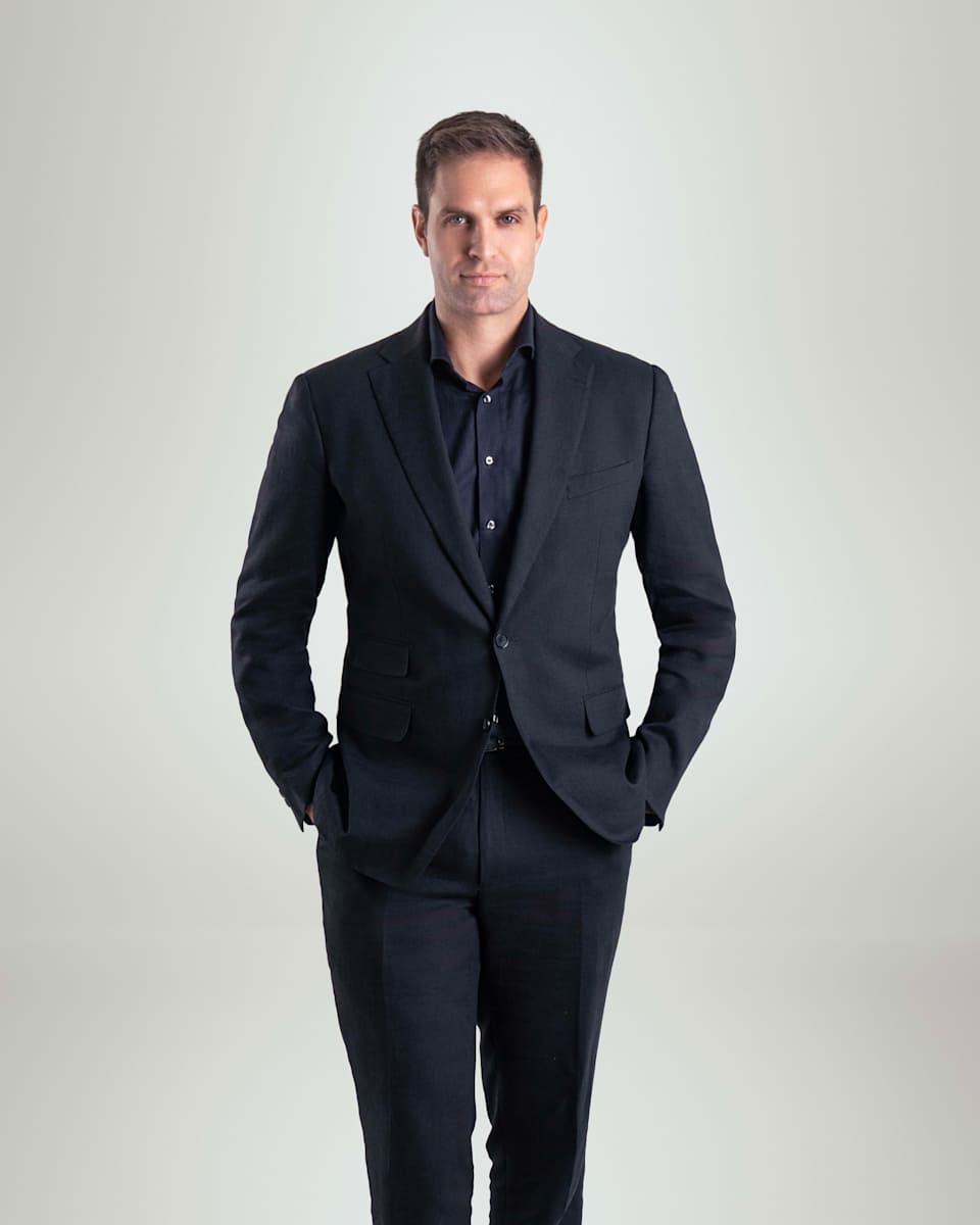 About Sean McPeak | SERHANT.