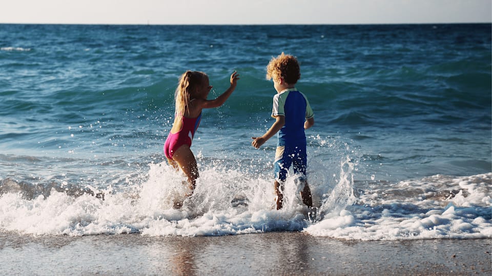 Costa Rica - Moving with Kids | Daveed Hollander