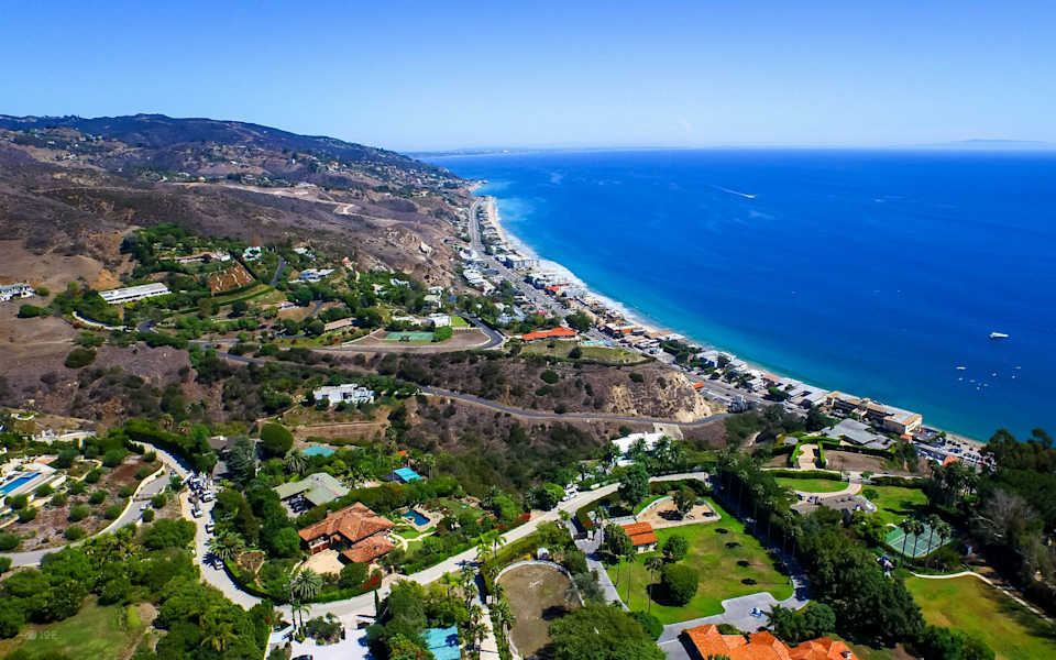 Living in Malibu, CA Neighborhood Guide | Kevin Dees