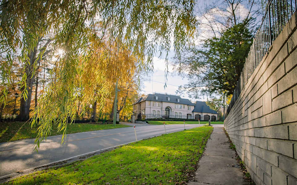 Lorne Park | Community Guide