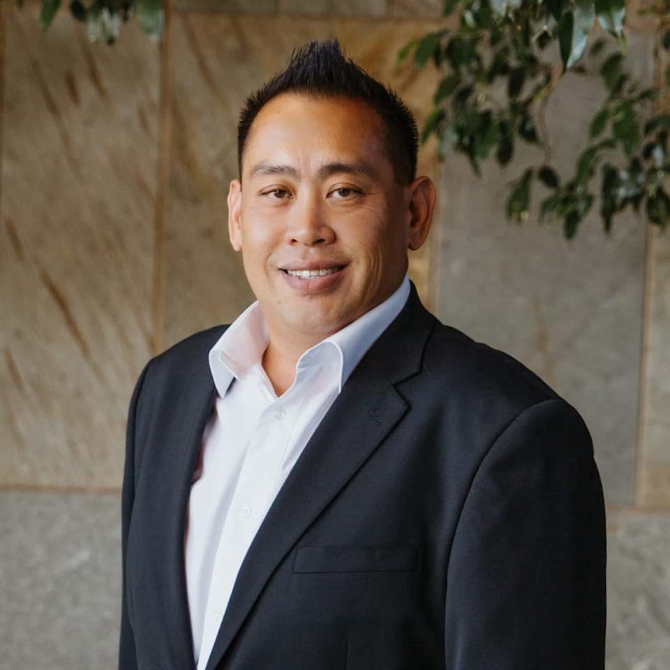 Introducing Carl Ong: Your Expert Real Estate Guide