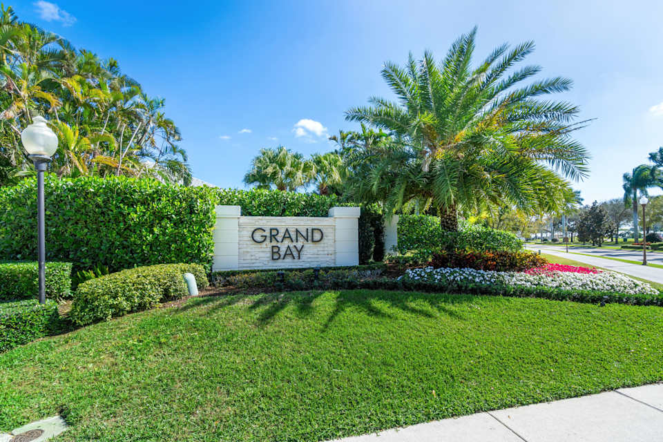 Grand Bay | Community Guide | MIchael Ledwitz