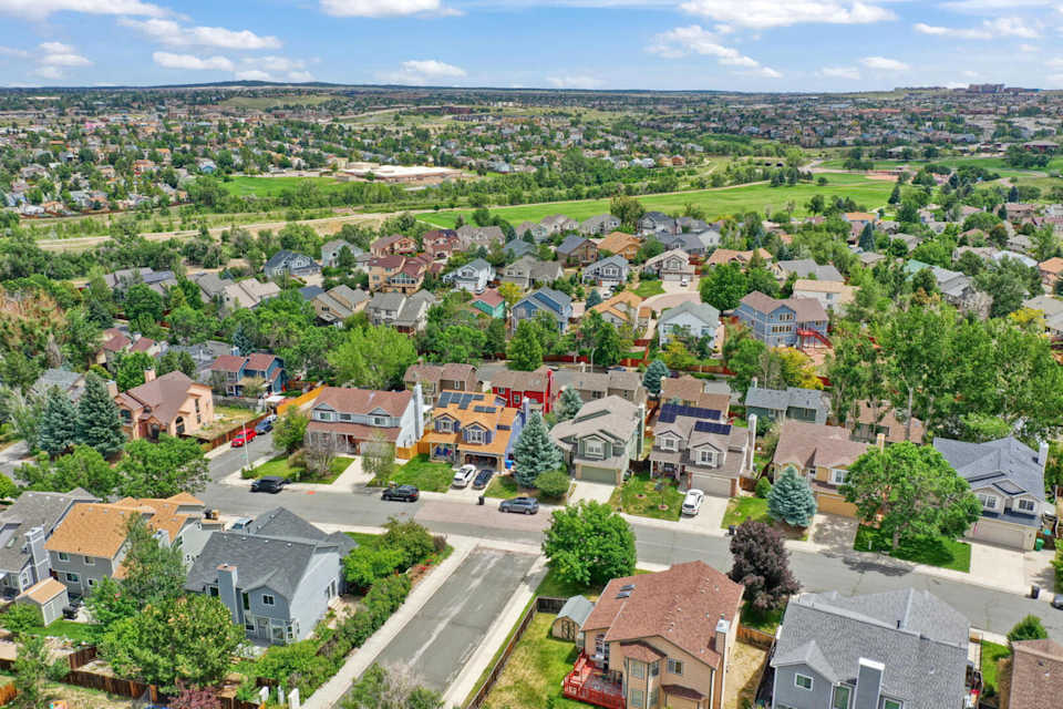 Neighborhood || Briargate