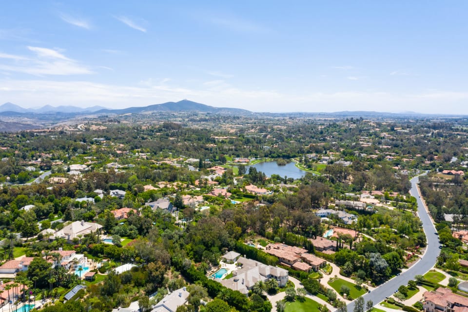 Fairbanks Ranch | Neighborhood Guide | Barry Estates