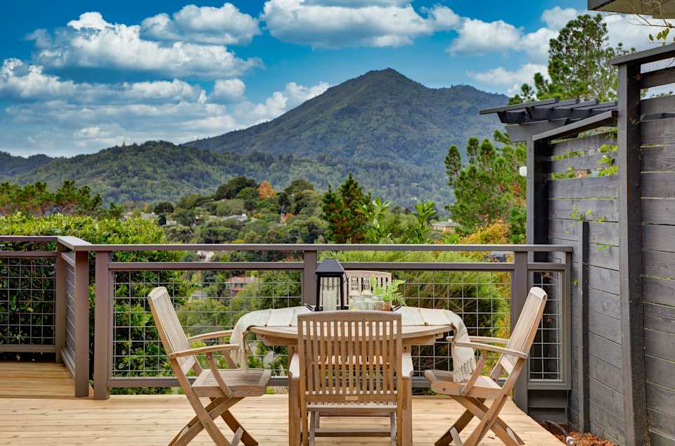 Greenbrae | Neighborhood Guide