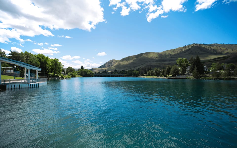 Navigating the Spring Real Estate Scene in Chelan Valley | Jessie Simmons